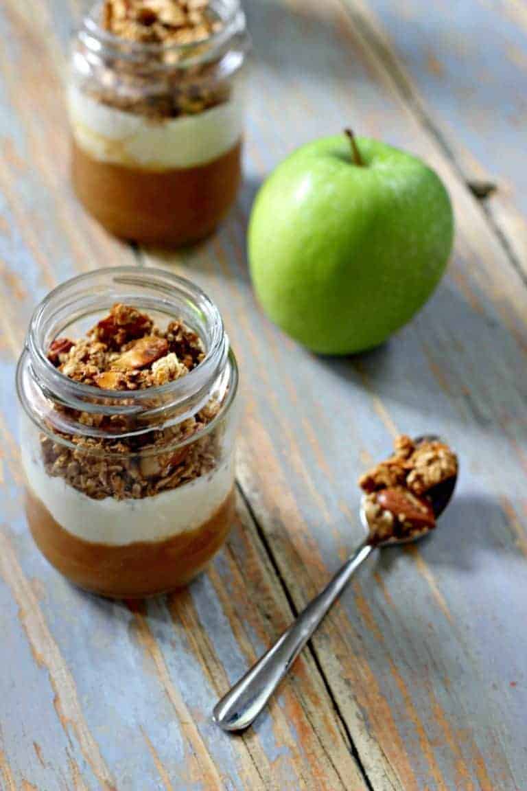 Layered Apple Crumble Jars - The Kiwi Country Girl
