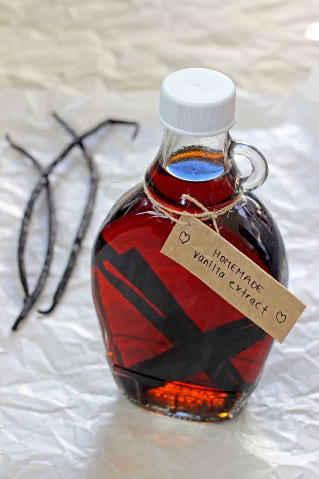 homemade-vanilla-extract-the-kiwi-country-girl