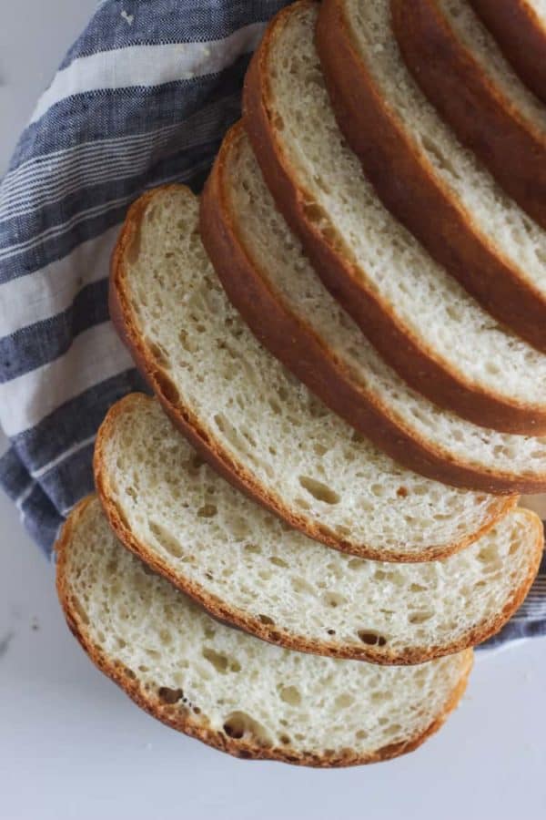 5 ingredient Basic White Bread Recipe - The Kiwi Country Girl