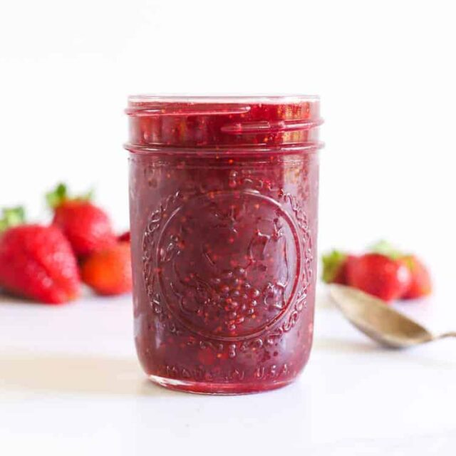 Simple Homemade Strawberry Jam - The Kiwi Country Girl